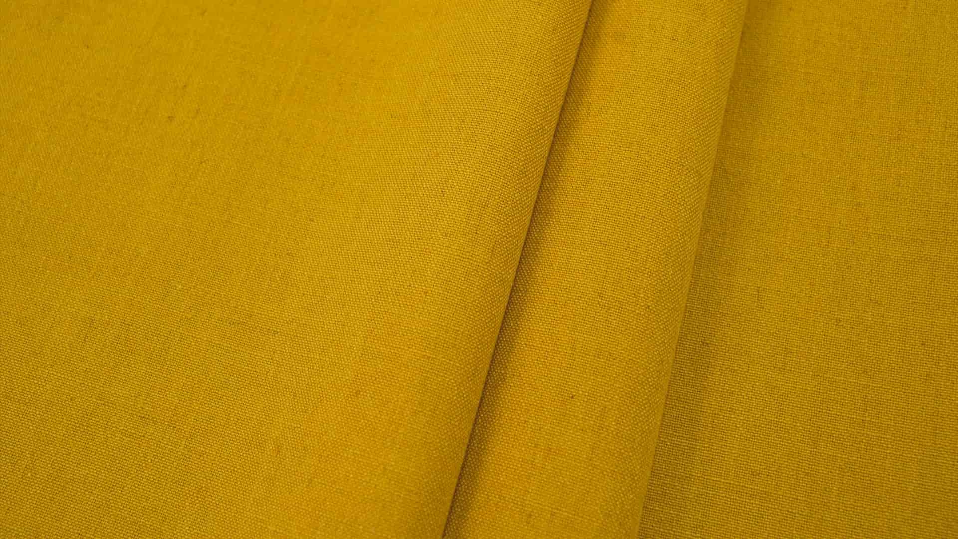 Linen Fabric: Benefits,Uses & Care Guide for Natural Comfort